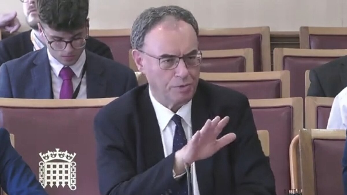 Chris questions the Governor of the Bank of England - Chris Coghlan MP